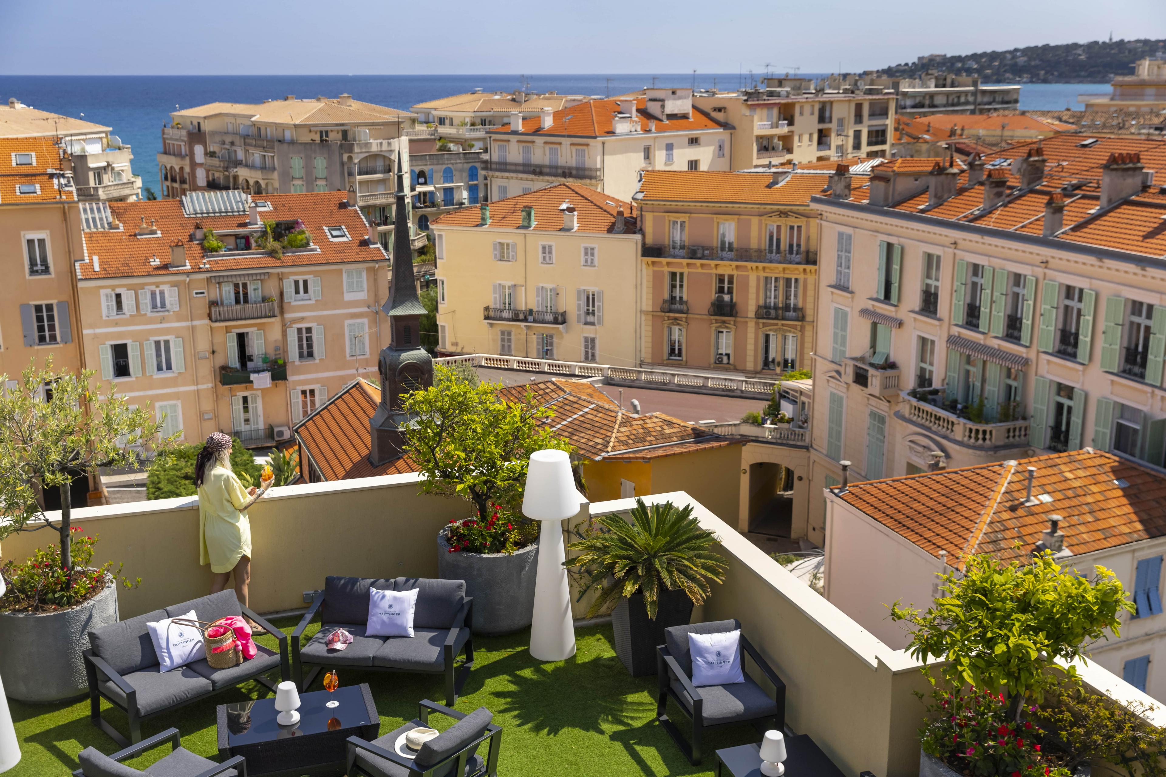 Rooftop Menton | Bar & Happy Hour | Best Western Hôtel Méditerranée